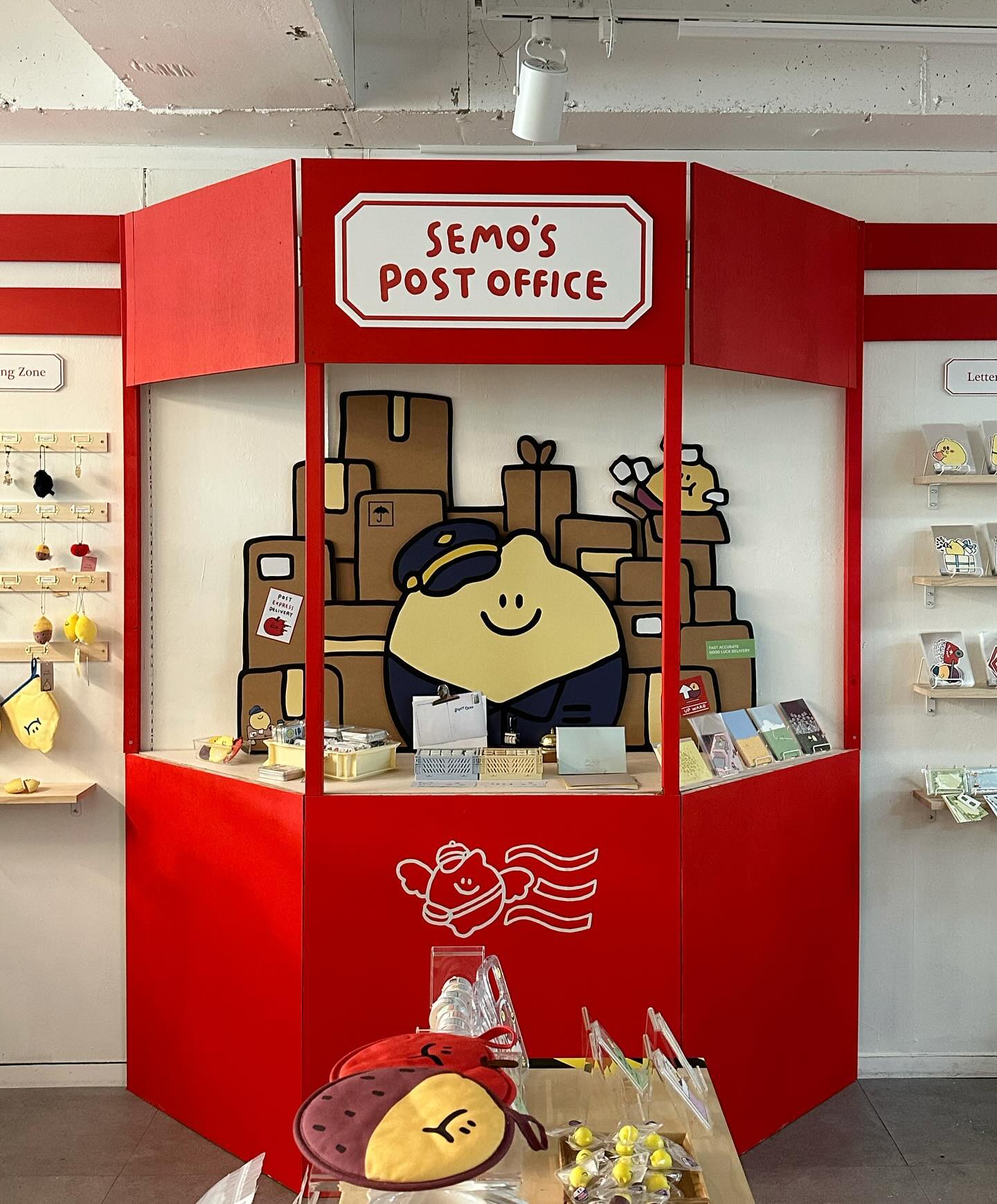 세모 팝업스토어