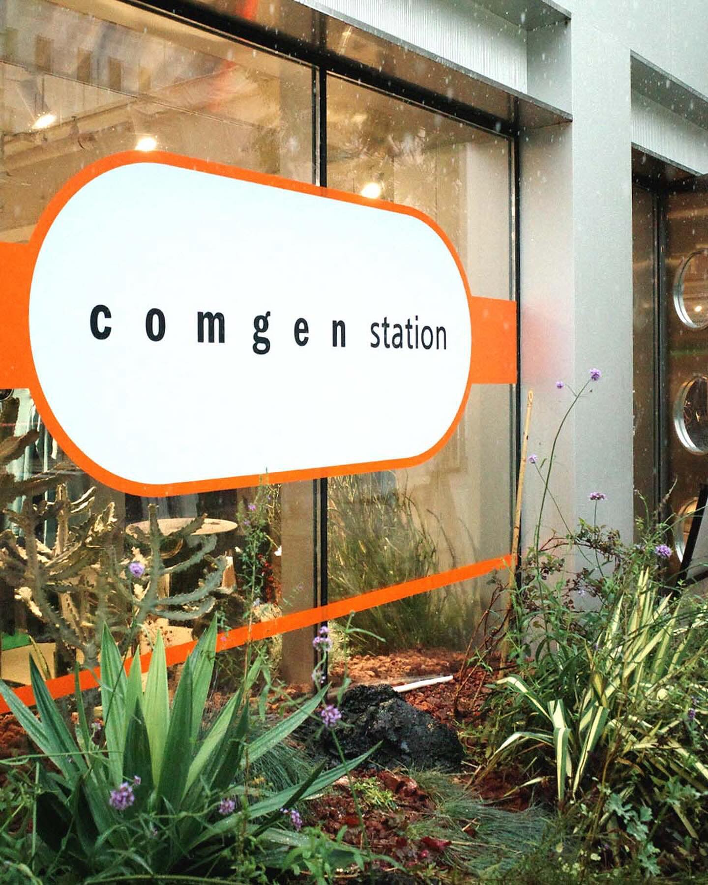 컴젠 팝업스토어